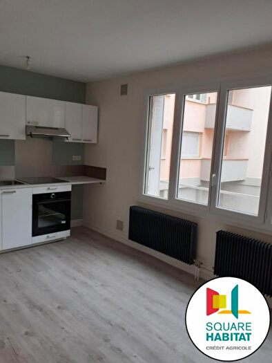 Appartement à louer - Issoire, Centre-ville, Barrière - 1 pièce