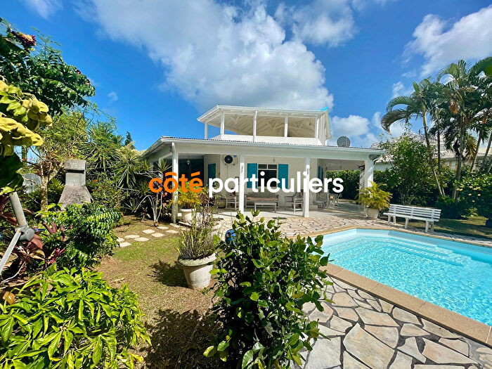 Maison à vendre - Baie-Mahault - 7 pièces - 5 chambres