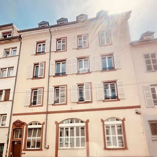 Appartement 3 pièces à Strasbourg, Petite France, Kléber, à vendre