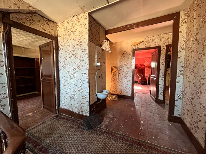 Appartement à vendre - Nevers, Centre-ville - 5 pièces