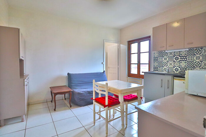 Sainte-Savine - Appartement 2 pièces à vendre