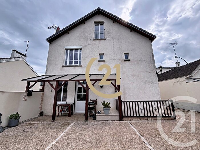 Saint-Clément - Maison 7 pièces à vendre