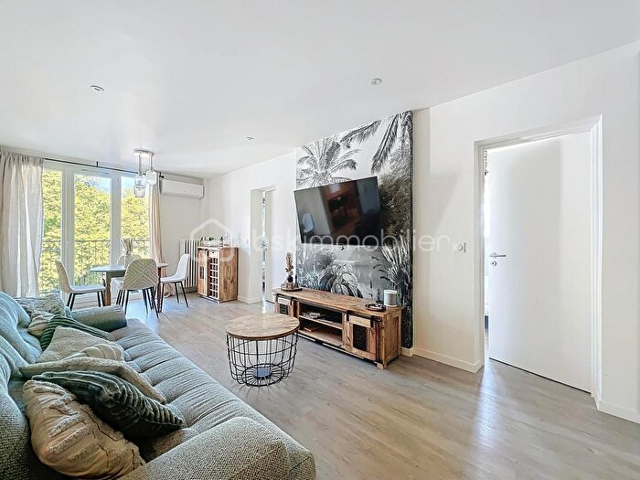 Appartement à vendre - Grenoble, Alliés, Alpins - 3 pièces - 2 chambres