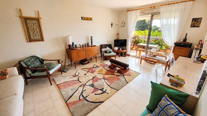 Appartement 3 pièces à vendre - Antibes, Rastines, Super Antibes, Laval, La Fontonne