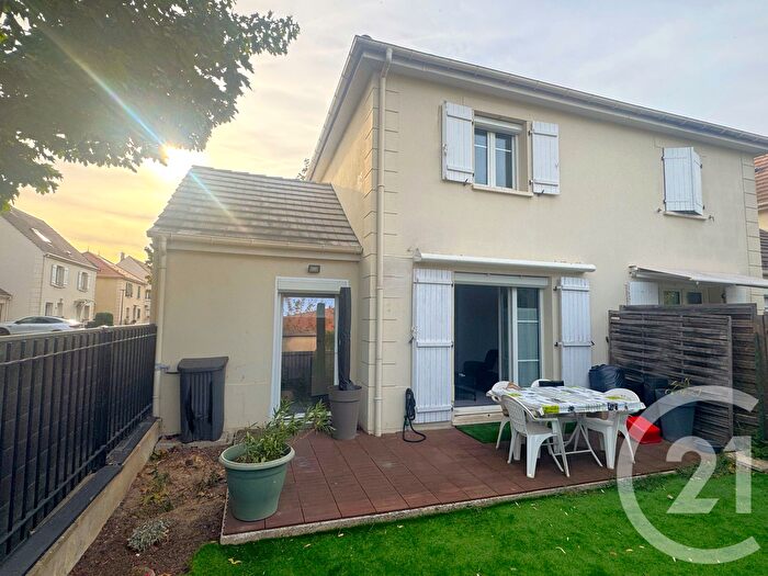 Maison 4 pièces à vendre à Villejust