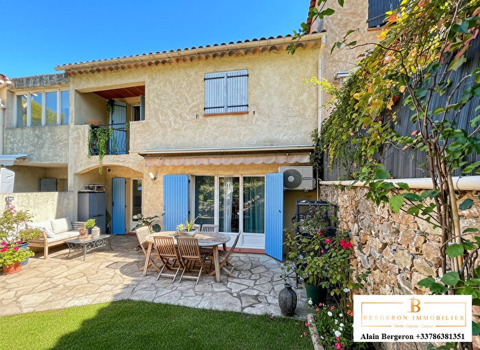 Maison à vendre - Grasse, Saint-Antoine, Aspres, Plascassier - 4 pièces - 3 chambres