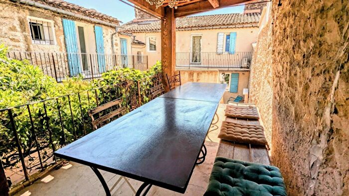 Maison 8 pièces à vendre à Lauris