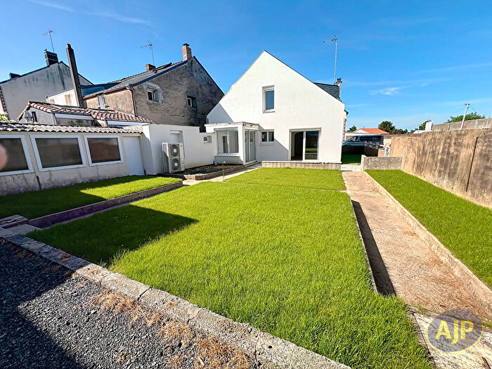 Maison à vendre - Saint-Macaire-en-Mauges - 5 pièces - 3 chambres