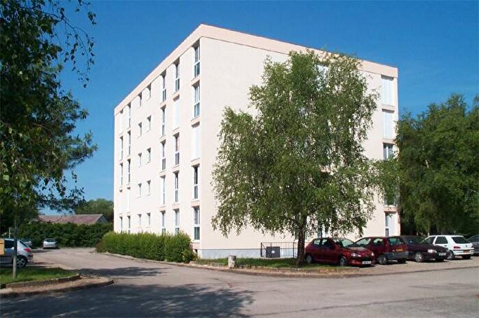 Fontaine-Française : Appartement 1 pièce à louer