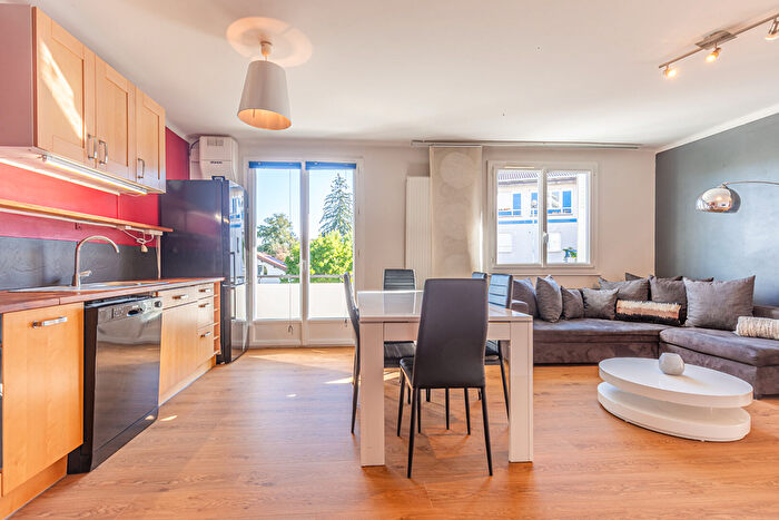 Appartement 3 pièces à vendre à Annecy, Parc des Sports, Fier