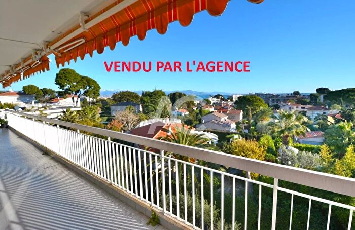 Appartement à vendre - Antibes, Juan-les-Pins, Le Cap - 3 pièces - 2 chambres