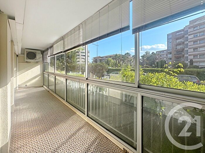 Mandelieu-la-Napoule, Les Termes : Appartement 2 pièces à vendre