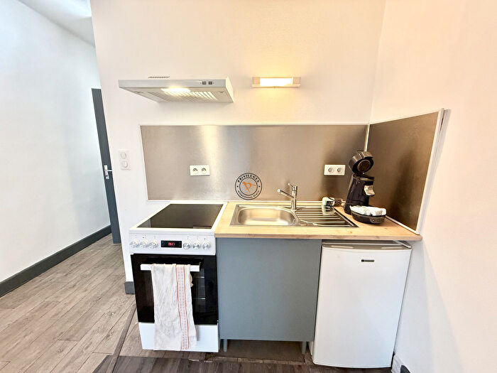 Appartement à louer - Nantes, Saint-Clément, Jardin des plantes, Caserne Lamoricière - 1 pièce