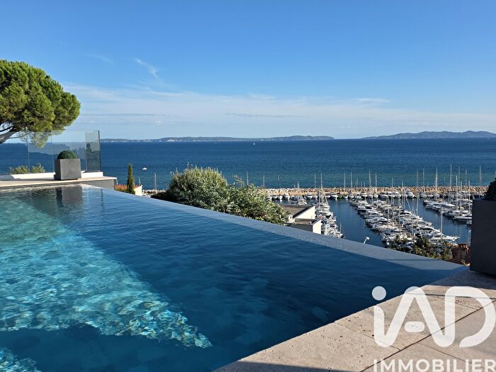 Maison à vendre - Le Lavandou, Rousset, Four des Maures, Saint-Clair - 6 pièces - 4 chambres