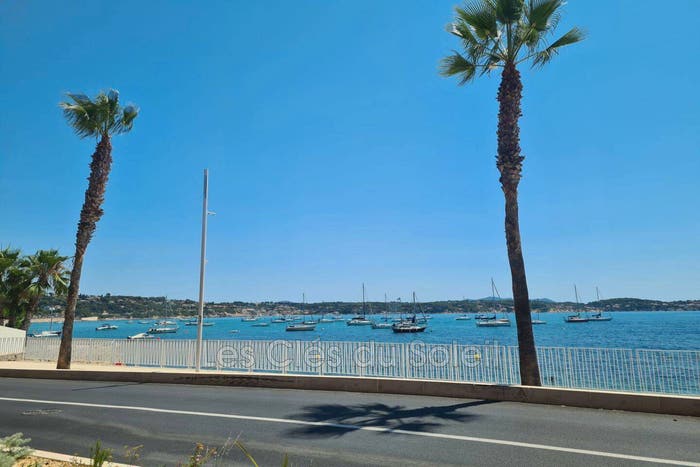 Appartement 1 pièce à louer à Bandol