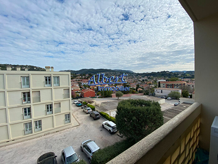 Appartement à vendre - Ollioules, Saint-Joseph, Gare - 3 pièces - 2 chambres