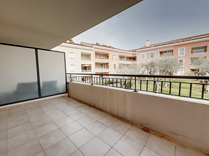 Appartement à vendre - Six-Fours-les-Plages, Roumagnan, Talian, Audibert, Verger - 2 pièces - 1 chambre