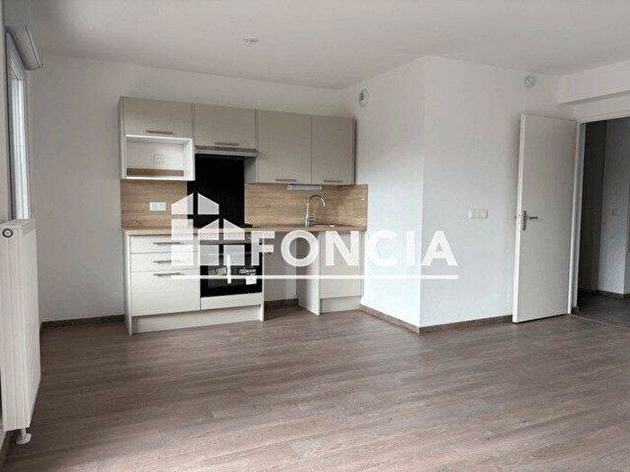 Appartement 3 pièces à louer - Saint Michel-Tertiales-Le Rôleur, Valenciennes