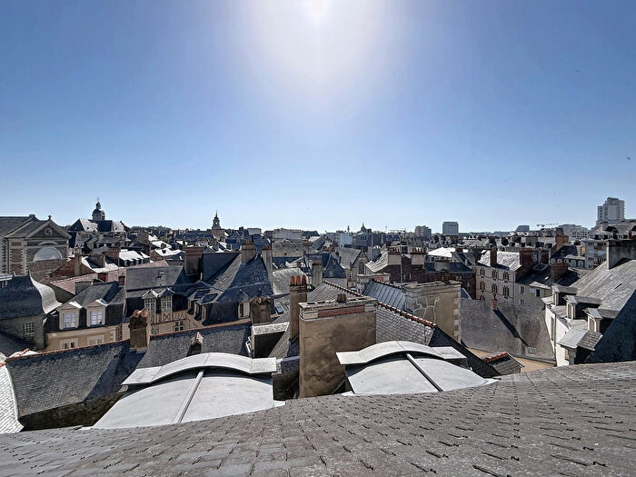 Appartement 5 pièces à Quartiers Centre, Centre-ville, à vendre