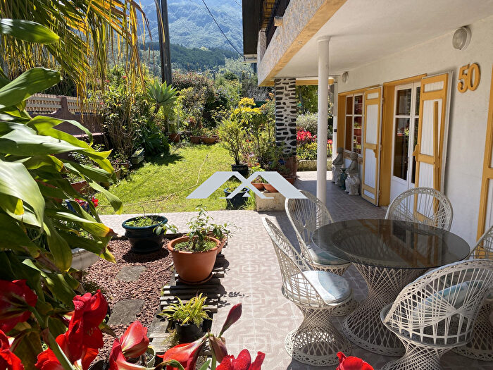 Maison 7 pièces à Cilaos, à vendre