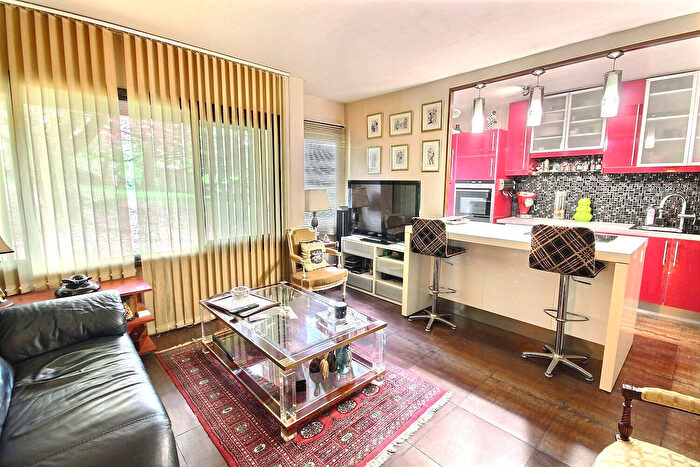 Appartement 2 pièces à vendre - Fresnes, Lumière, Liberté