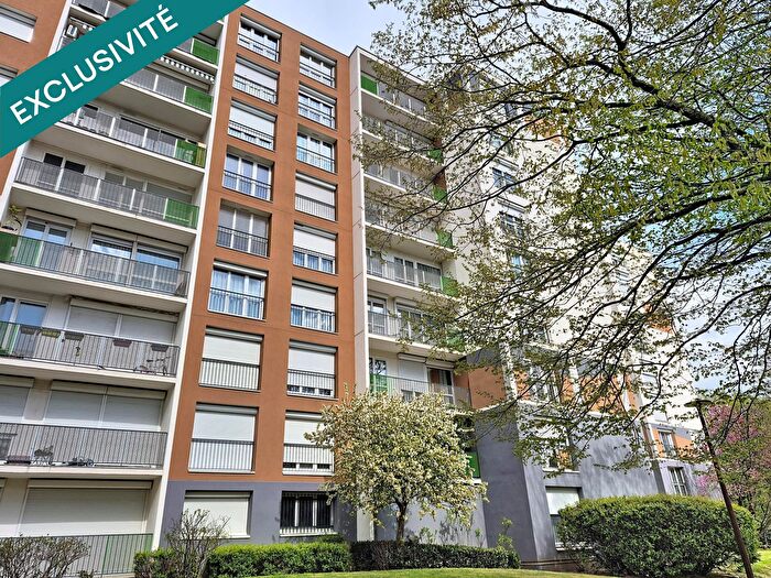 Appartement à vendre - Viry-Châtillon, Centre-ville - 2 pièces - 1 chambre