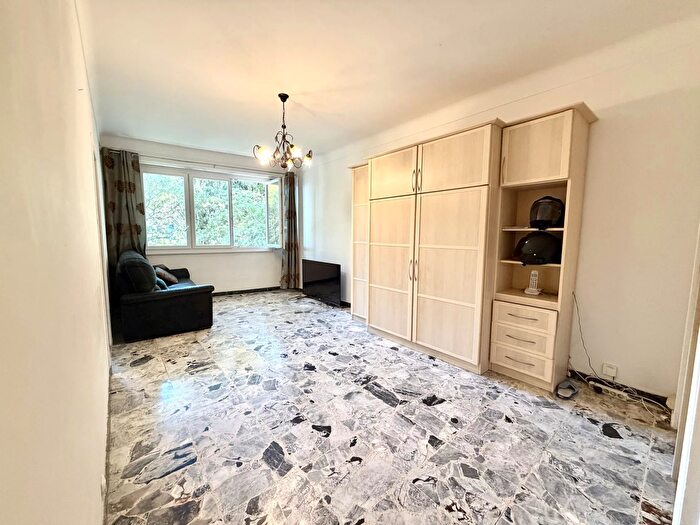Appartement 2 pièces à vendre à Nice, Fabron