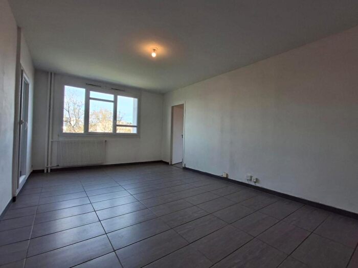 Appartement à louer - Marseille e , Saint-Loup - 3 pièces - 2 chambres