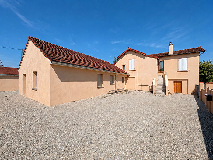 Maison 6 pièces à Demigny, à vendre
