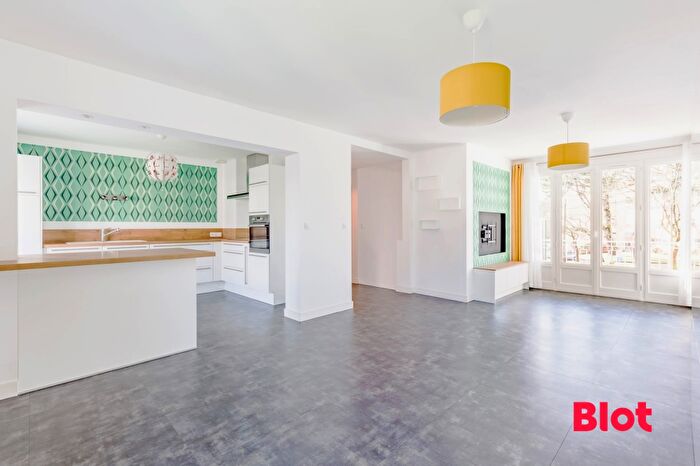 Maison 5 pièces à Saint-Herblain, Centre-ville, à vendre