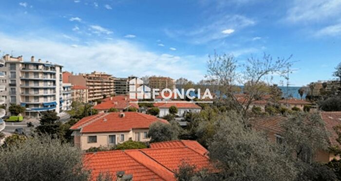 Appartement à vendre - Menton, Hôtel de Ville, Vieille Ville, Musée, Madone, Carnolès - 2 pièces - 1 chambre