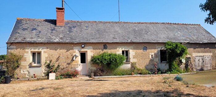Maison 4 pièces à La Chartre-sur-le-Loir, à vendre