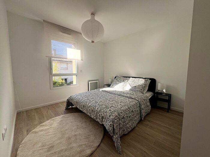 Maison à vendre - Pessac, Le Monteil - 4 pièces - 3 chambres