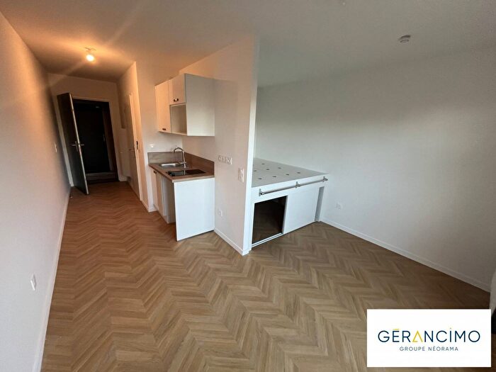 Nord Est-Sud Ouest, Clermont : Appartement 1 pièce à louer