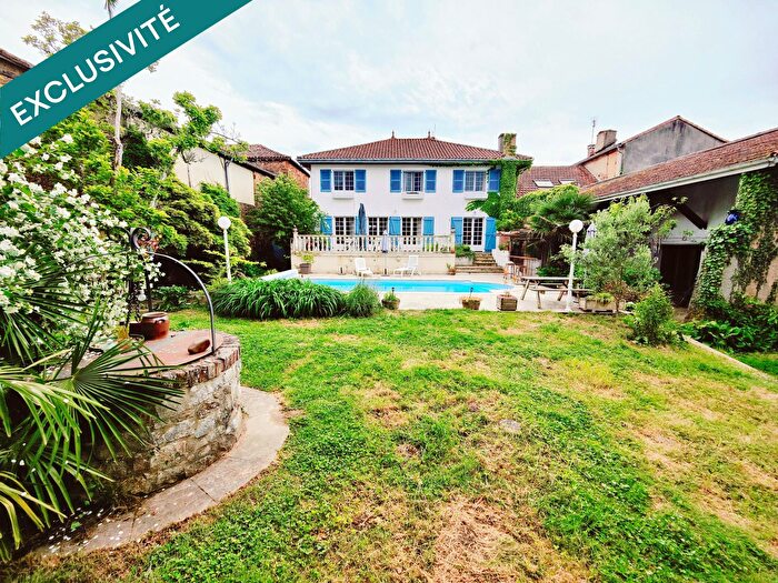 Maison à vendre - Eugénie-les-Bains - 8 pièces - 6 chambres