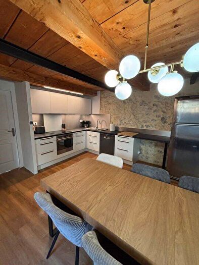 Maison à louer - Brusquet-Retenaou-Devens, Vallauris - 5 pièces - 4 chambres