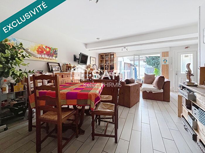 Maison à vendre - Mérignac, Saint-Augustin - 4 pièces - 3 chambres