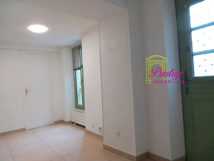 Nord Ouest, Le Mesnil-le-Roi - Appartement 1 pièce à louer