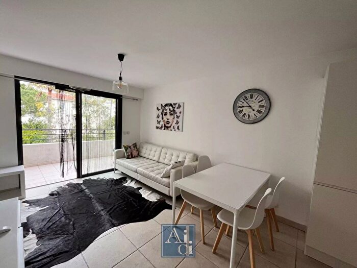 Appartement à louer - Cannes - 2 pièces - 1 chambre