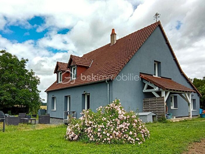 Maison 7 pièces à Louestault, à vendre
