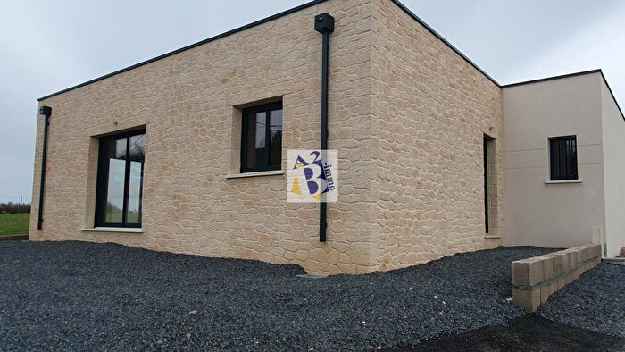 Maison à vendre - Ruelle-sur-Touvre - 6 pièces - 3 chambres