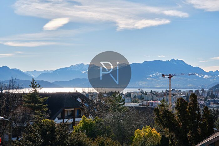 Appartement à vendre - Annecy - 6 pièces - 5 chambres