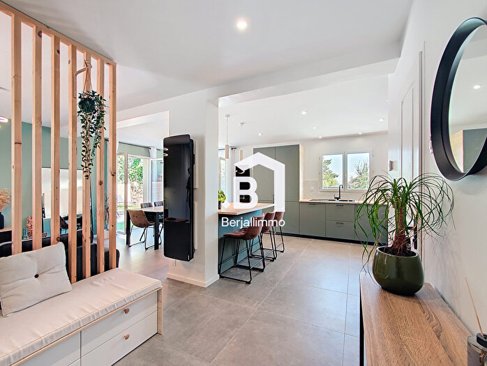 Maison 5 pièces à vendre à Saint-Alban-de-Roche