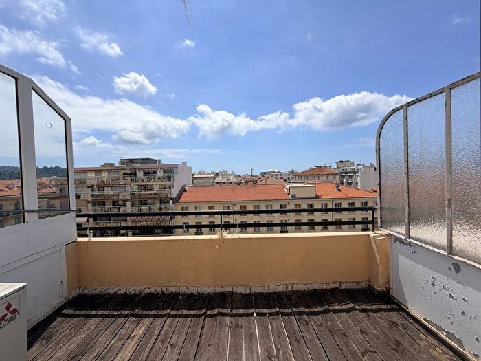 Nice, Médecin : Appartement 3 pièces à vendre