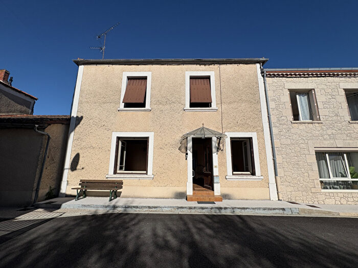 Maison à vendre - Bourlens - 5 pièces - 3 chambres