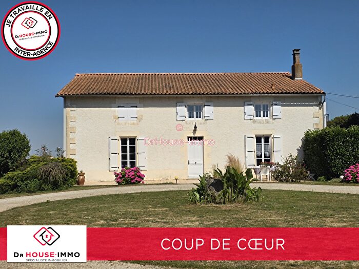 Maison à vendre - Cherveux - 6 pièces - 3 chambres