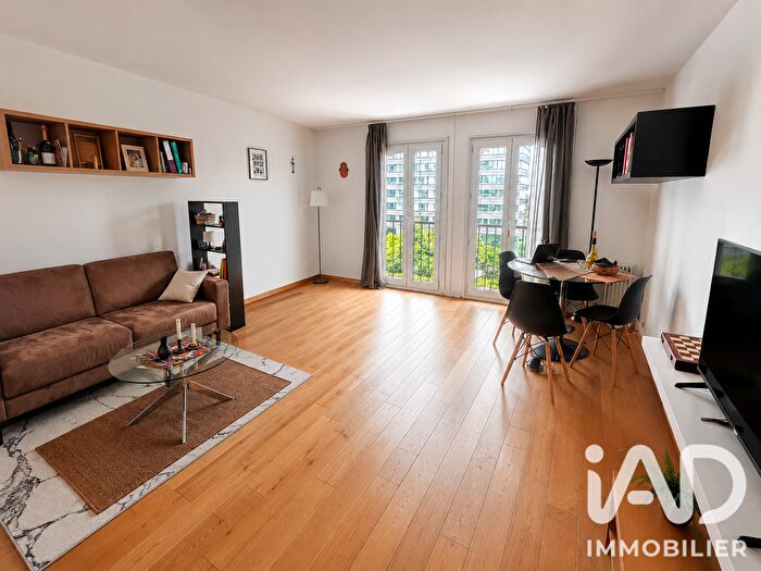 Neuilly-sur-Seine, Plaine des Sablons : Appartement 1 pièce à vendre