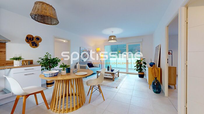 Appartement à vendre - Agde, La Ville - 3 pièces - 2 chambres