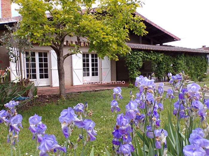 Maison à vendre - Lavaur - 5 pièces - 3 chambres