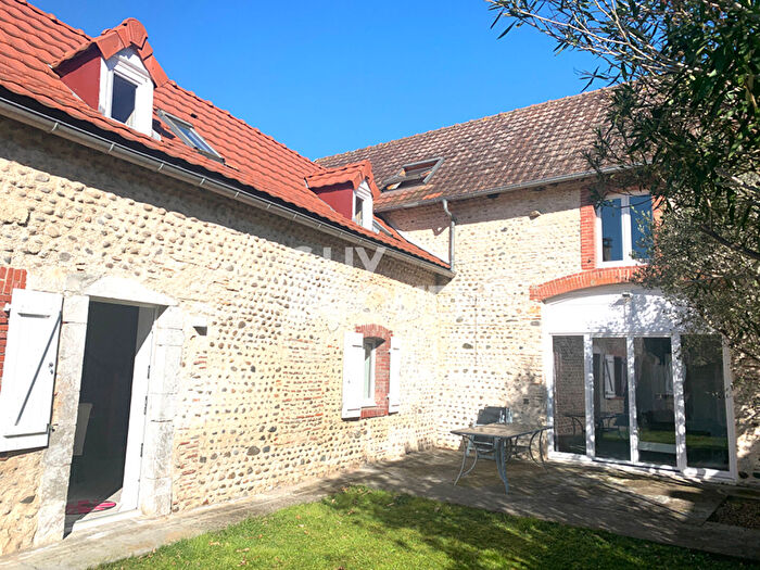 Maison à vendre - Labastide-Cézéracq - 6 pièces - 4 chambres